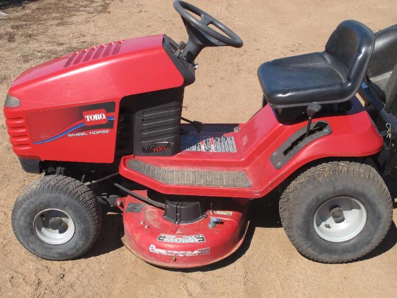 Toro Wheel Horse 14-38 HXL lawnmowe... | Sporting, Construction ...