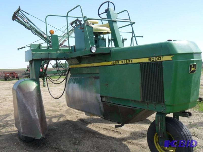 JOHN DEERE 6000 HI-CYCLE Sprayer, D... | Spray And Hay Sale | K-BID