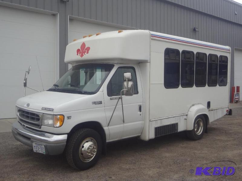 LE Ford Motor Coach | K-BID