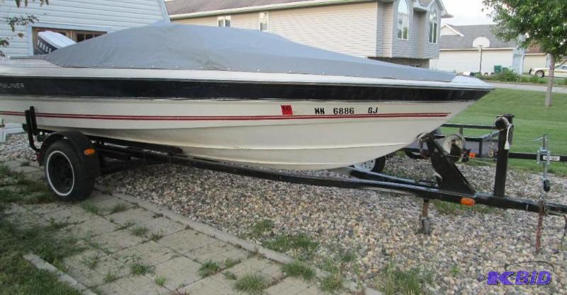 1986 Bayliner Tri-Haul Boat With Trailer, Motor, Skis | K-BID