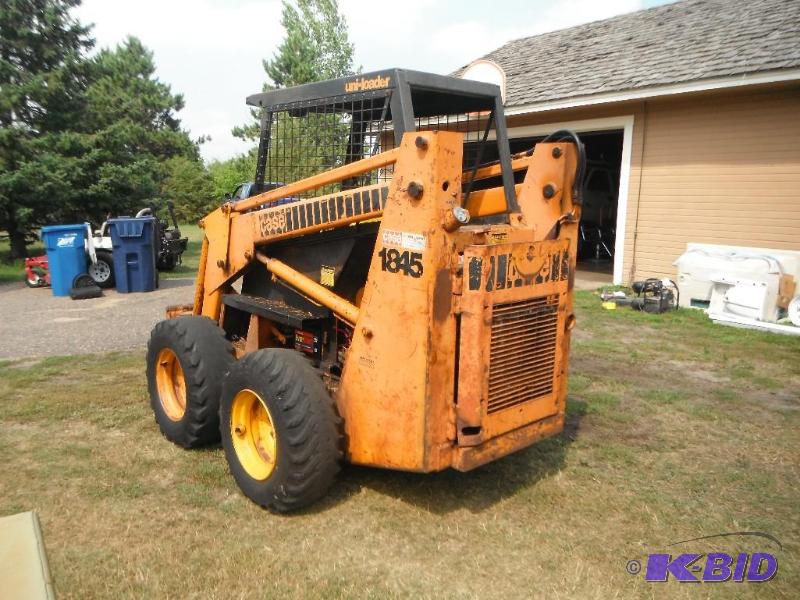 1982 CASE IH Skid Steer 1845, Gas Powere... | Andover Construction ...
