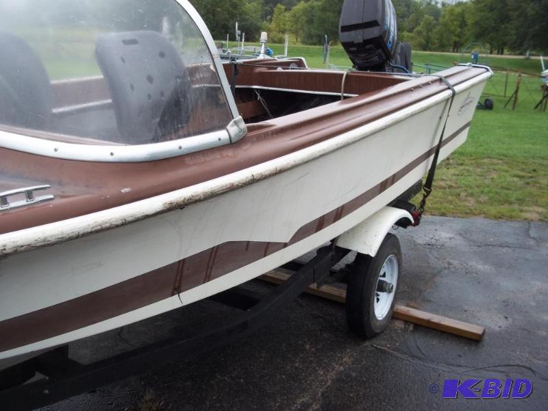 1968 Larson 15' Runabout Boat just came out o... | Advanced Sales End ...
