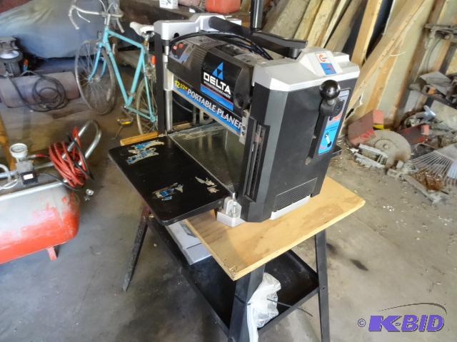 Delta model 22-560 planer. 12 1/2 x 6. On sta... | K & C Auctions ...