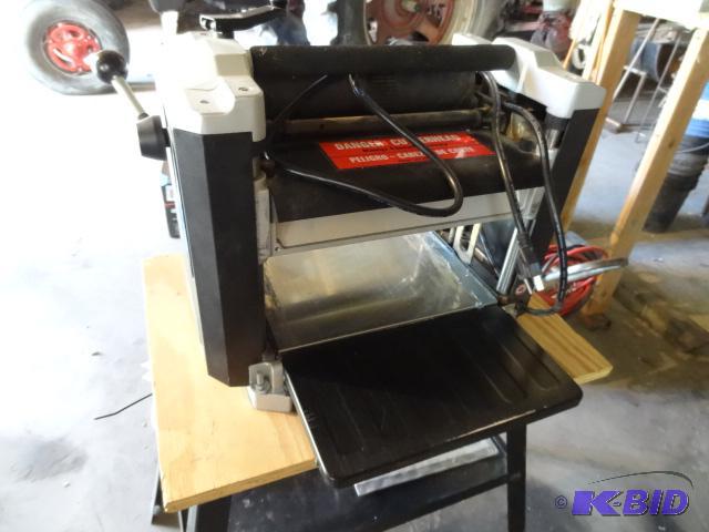 Delta model 22-560 planer. 12 1/2 x 6. On sta... | K & C Auctions ...