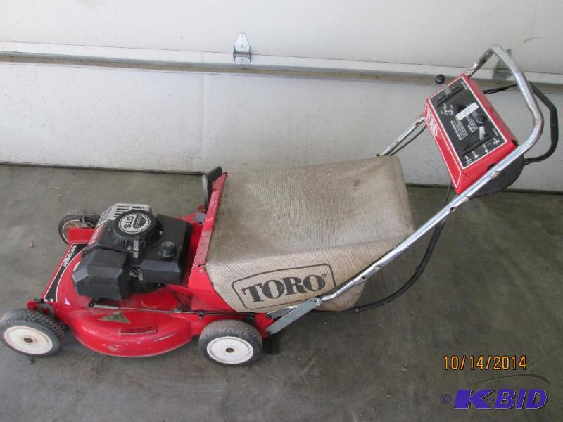 Toro GTS 2-Cycle Self-Propelled Lawn Mower, B... | LE Lawn & Snow ...