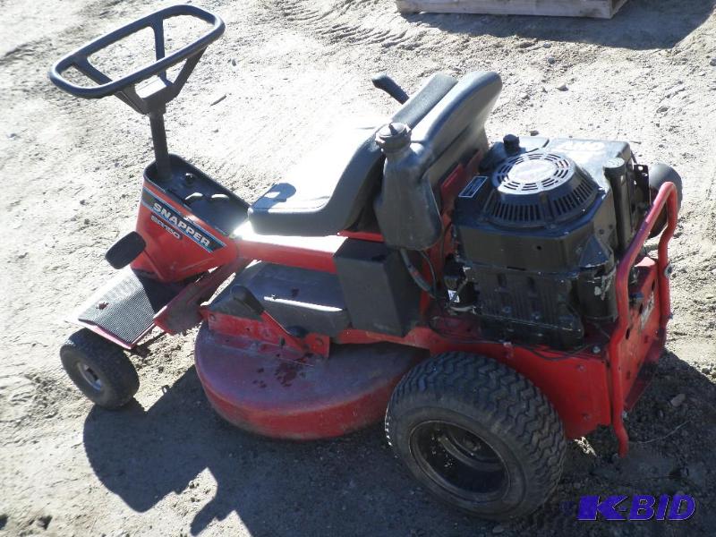 Snapper SR150 Riding Lawn Mower, Kohler Comma... | Loretto Equipment ...