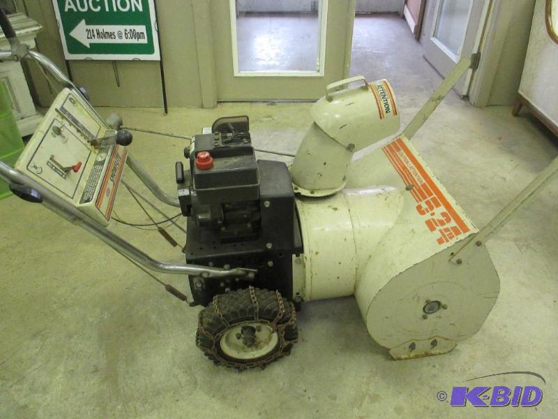 MTD Snowflite 5.24 Snow Blower | October ToolsFishing and Snow Blower ...