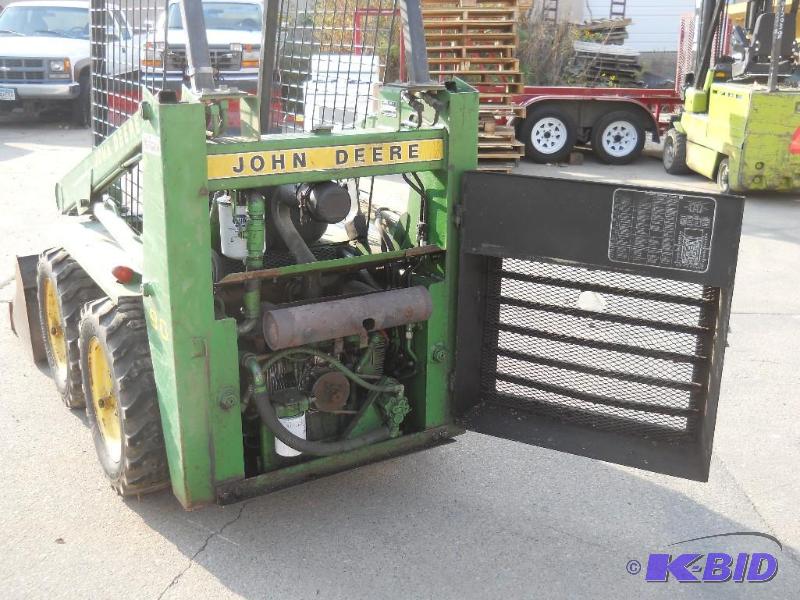 John Deere 90 Skid Steer / Skidsteer. | Snow Removal Equipment, Boss ...