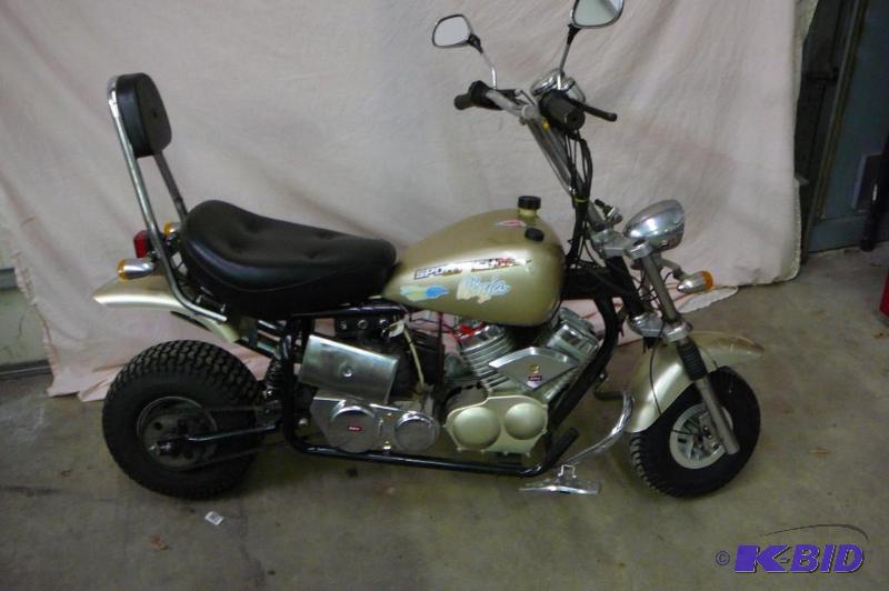 Sport tech ninja mini bike 49cc gas runs... | Consignment Auction #165 ...
