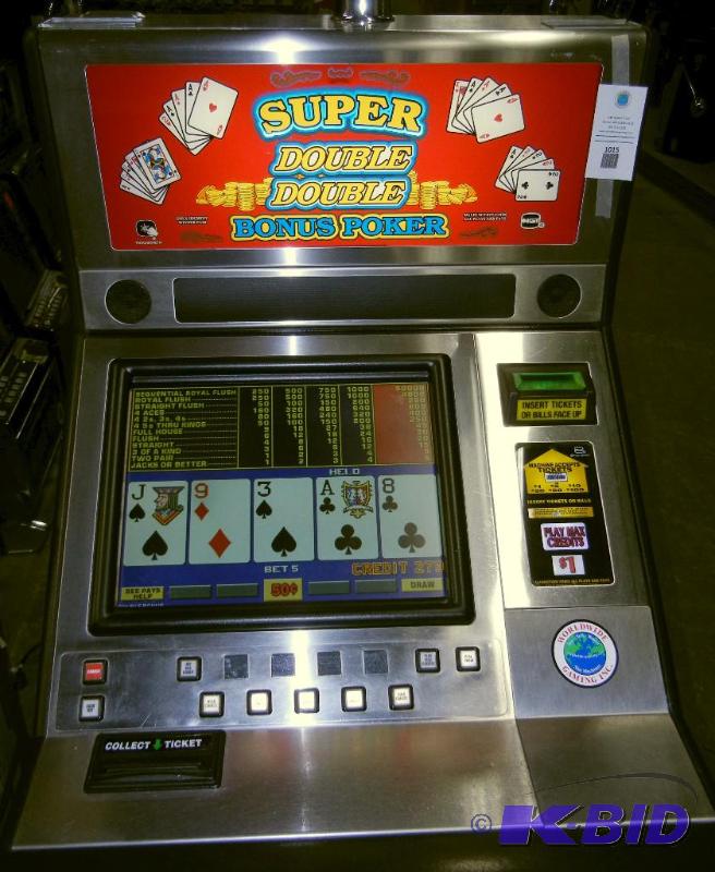 IGT I+ "GAMEKING POKER & KENO" SLANT TOP LCD VIDEO SLOT MACHINE ...