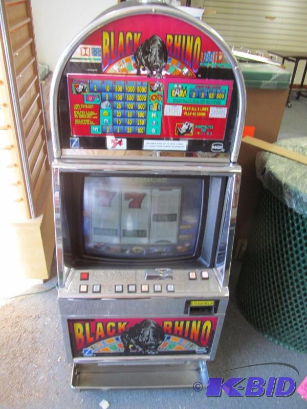 1997 Black Rhino $.05 IGT Video Slot Machine with Bill Valuator | Man ...