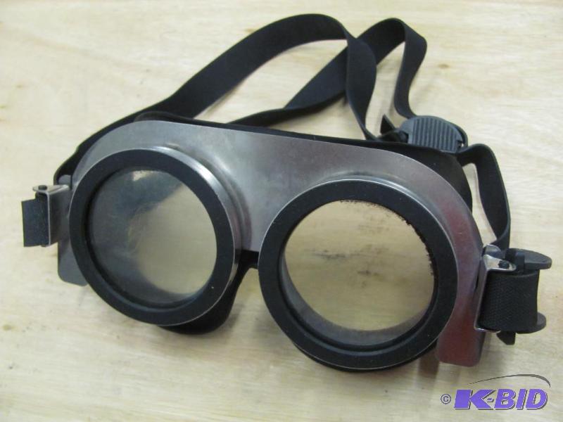 These Dutch Military Surplus Rubber Goggles w... | Hunting, Fishing ...