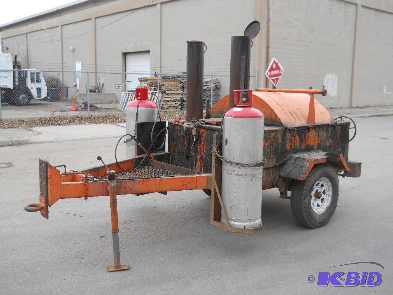 Tar Kettle, Asphalt Roller, Blower, Forks. | K-BID