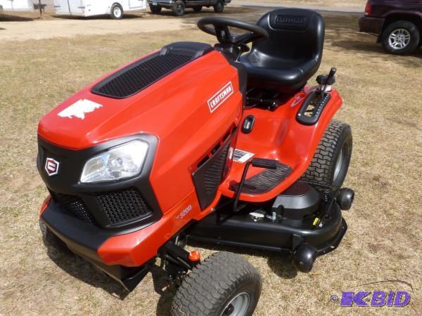 Craftsman 3200 series riding lawn tractor. 22... | SnS Auctions # 158 ...