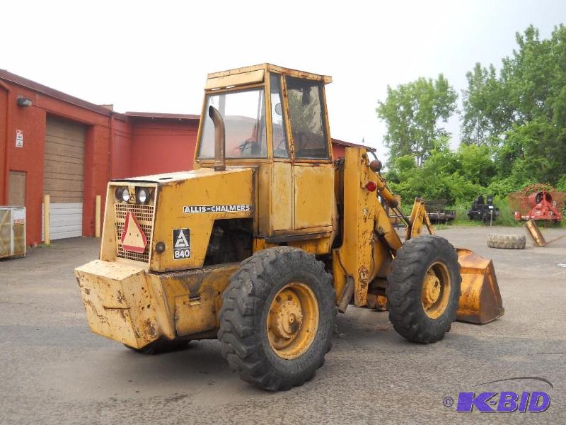 Allis Chalmers 840 Articulating Wheel Loader. Starts, Runs and Lifts ...