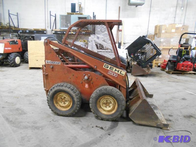 Gehl HL 2500-A Skidsteer. Starts, Runs and Drives. | Skidsteer ...